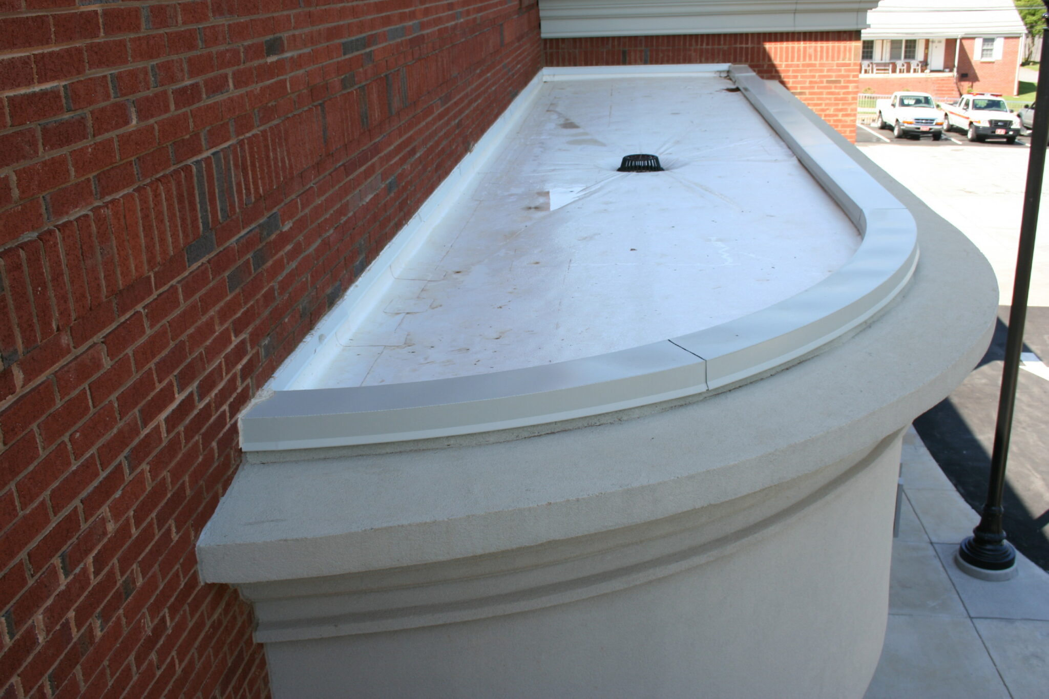 Arch & Radius Cornices - SAF